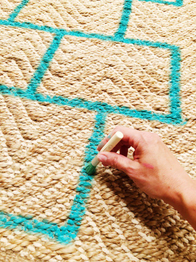 DIY Reversible Play Rug | The Pretty Life Girls