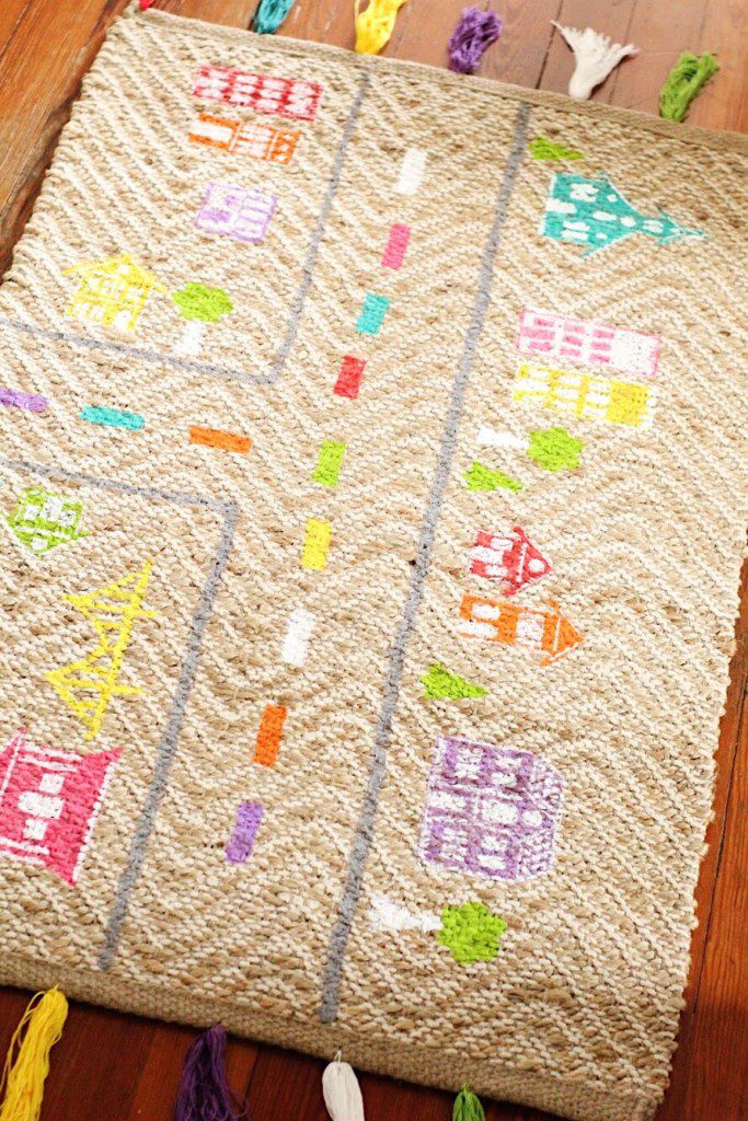 DIY Reversible Play Rug | The Pretty Life Girls