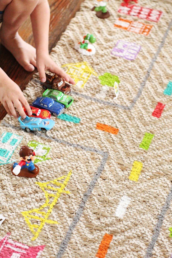 DIY Reversible Play Rug | The Pretty Life Girls
