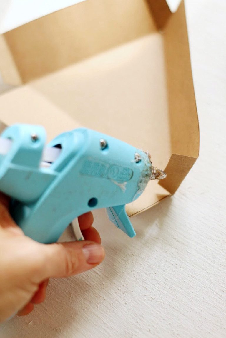 How to Make DIY Pie Slice Boxes | The Pretty Life Girls