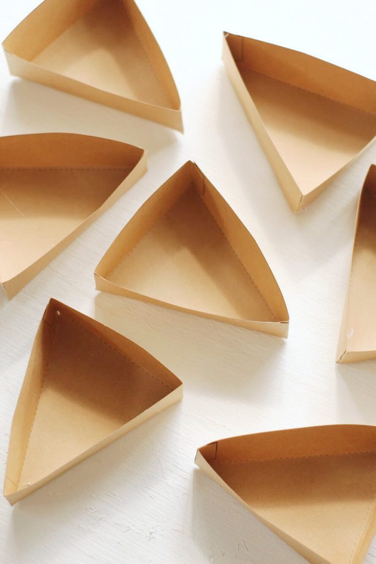 How to Make DIY Pie Slice Boxes | The Pretty Life Girls