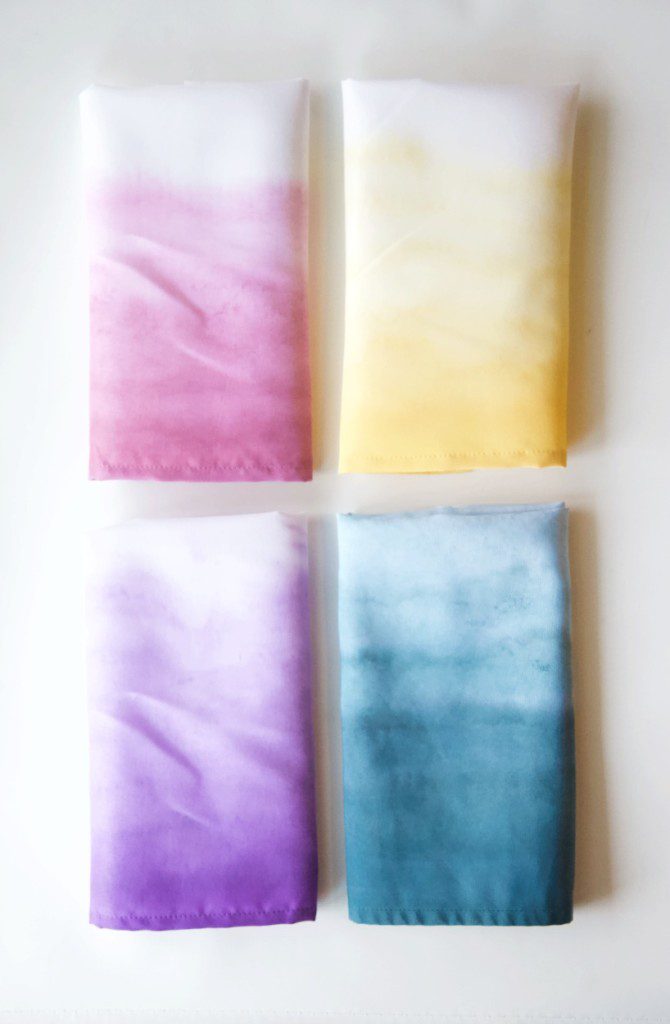 DIY Ombre Dyed Napkins + Bonus Tassel Napkin Rings Tutorial | The ...