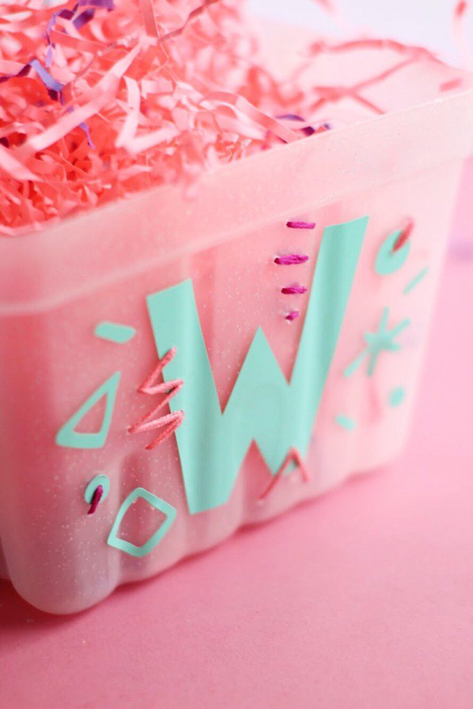 DIY Graphic Monogrammed Easter Baskets | The Pretty Life Girls