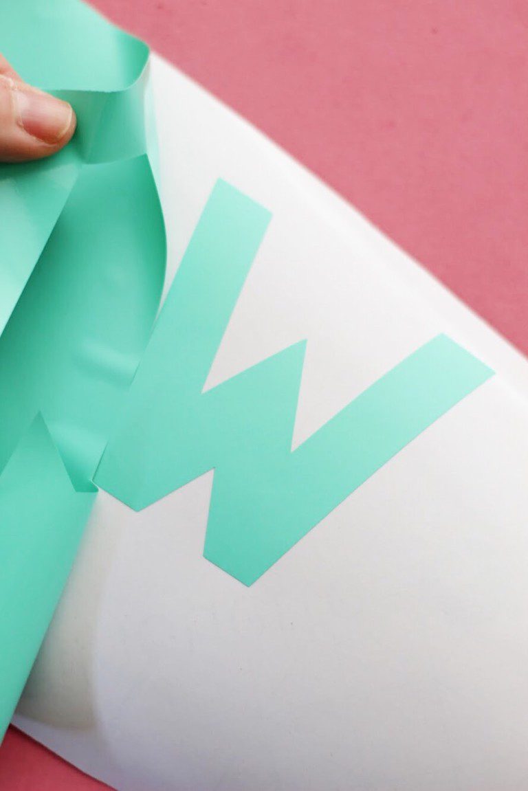 DIY Graphic Monogrammed Easter Baskets | The Pretty Life Girls