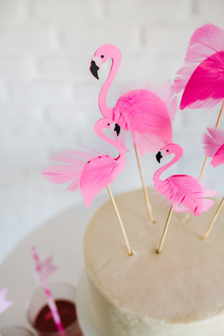 How to Make a DIY Flamingo Cake Topper | The Pretty Life Girls