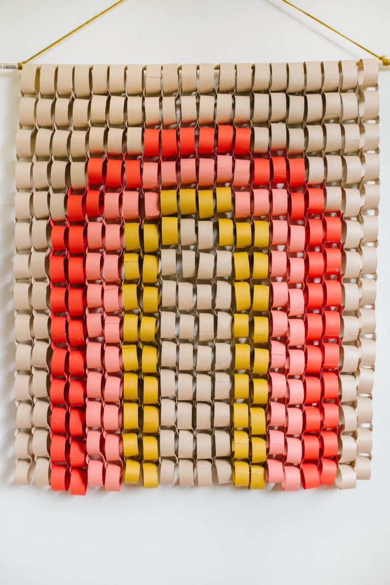 DIY Paper Chain Rainbow Wall Hanging | The Pretty Life Girls