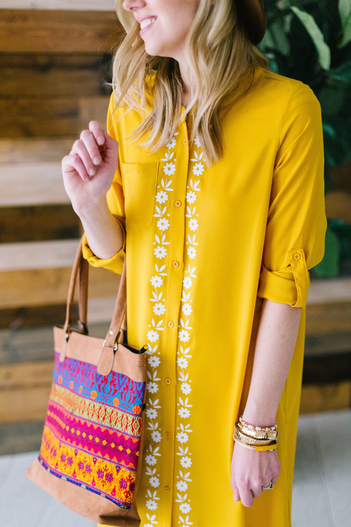 DIY Dress Tutorial: Faux Embroidered Dress | The Pretty Life Girls