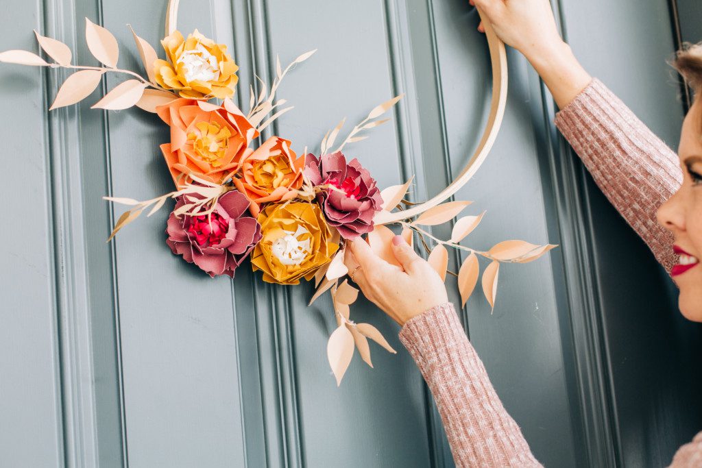 Fall Crafts: Paper Flower Embroidery Hoop Wreath Tutorial | The Pretty ...