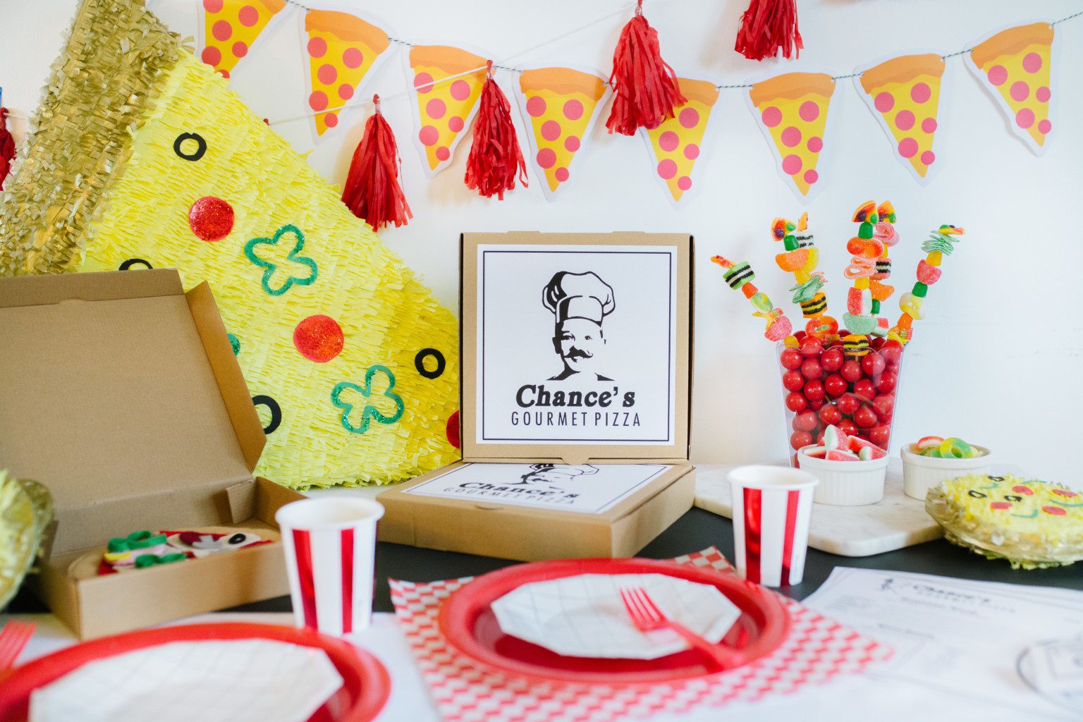 Best Pizza Party Ideas for the Most Epic Pizza Party Ever! | The Pretty ...
