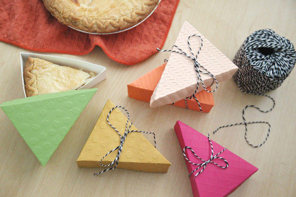 DIY Embossed Pie Slice Boxes | The Pretty Life Girls