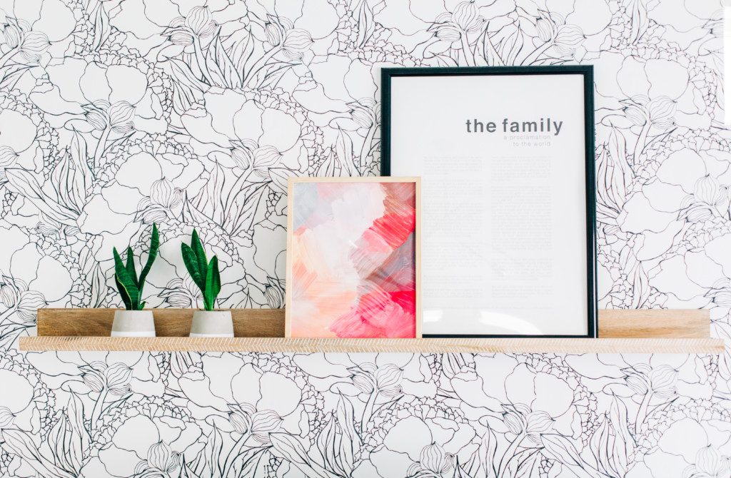 Choosing Meaningful Wall Art for your Space with Minted! | The Pretty ...