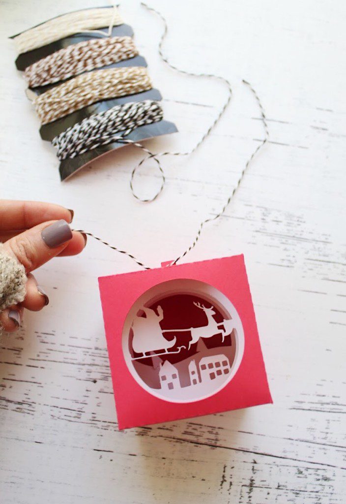 Creative and Easy 3D Paper Christmas Ornaments | The Pretty Life Girls