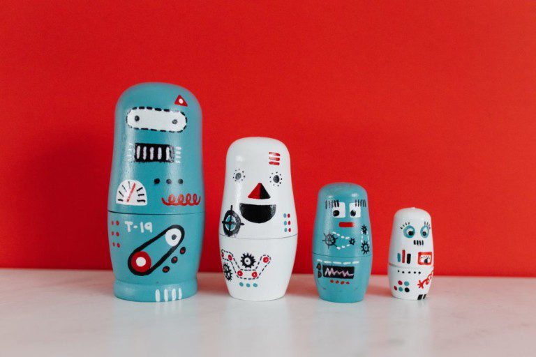 DIY Robot Nesting Dolls Tutorial | The Pretty Life Girls
