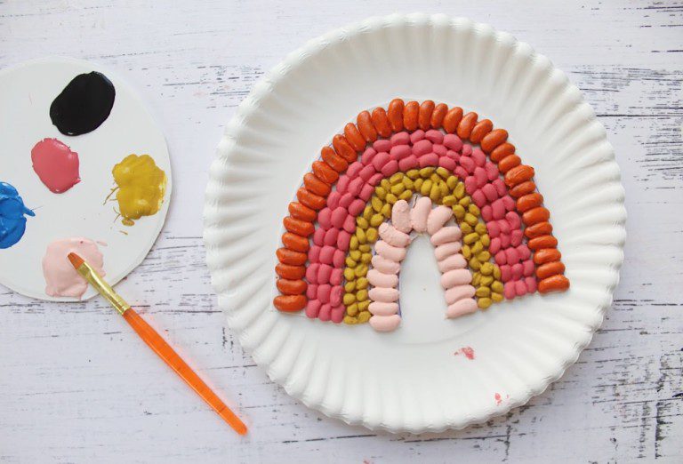 Easy Kids Crafts: Bean Mosaic Art | The Pretty Life Girls