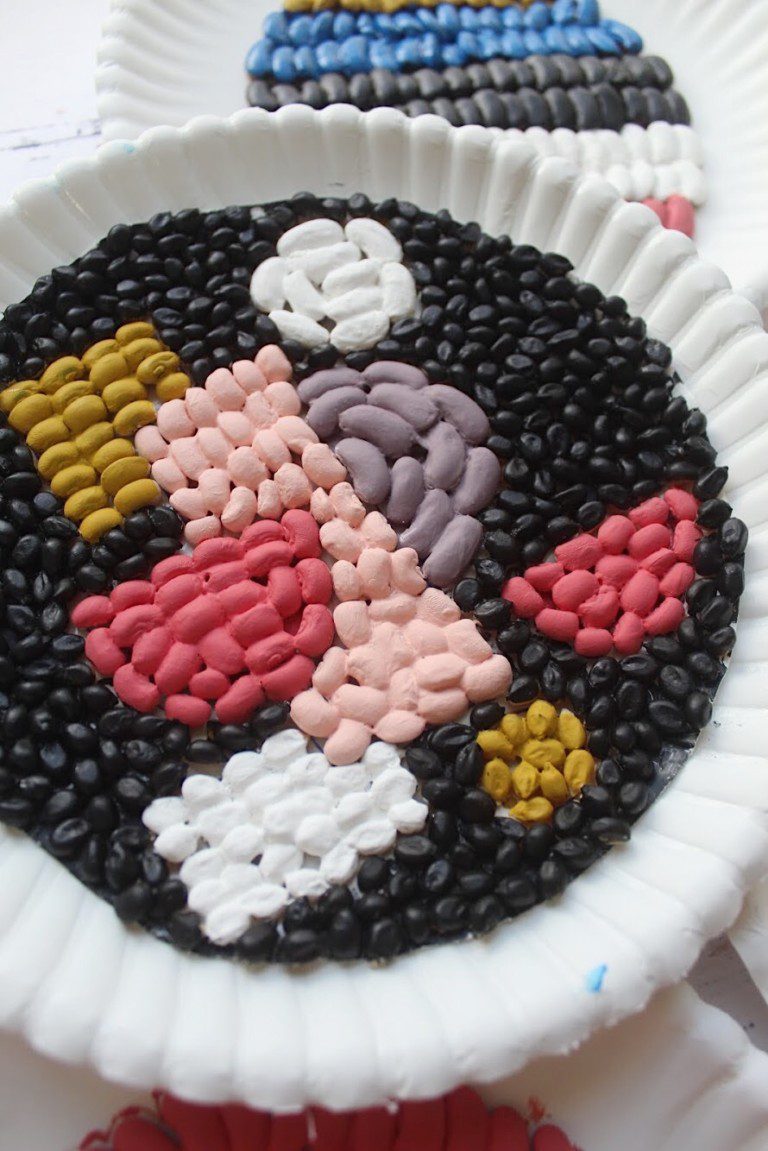 Easy Kids Crafts: Bean Mosaic Art | The Pretty Life Girls