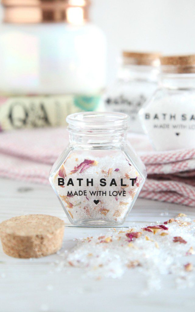 Unique Mother's Day Gift Ideas: DIY Bath Salts and Customized Jar | The ...