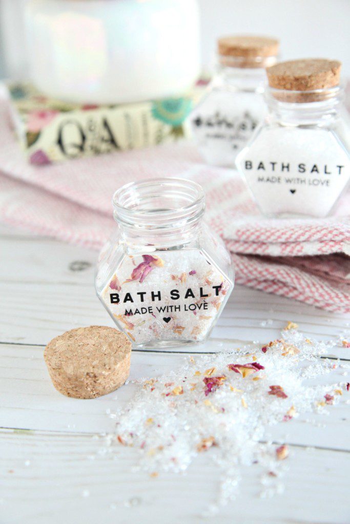 Unique Mother's Day Gift Ideas: DIY Bath Salts and Customized Jar | The ...