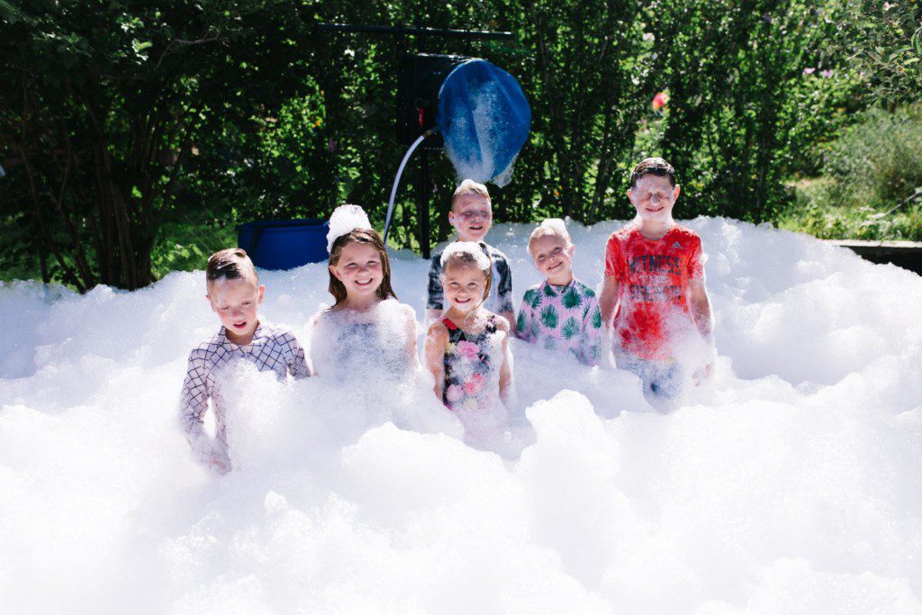 How to Throw a Bubbly Back to School Party! | The Pretty Life Girls