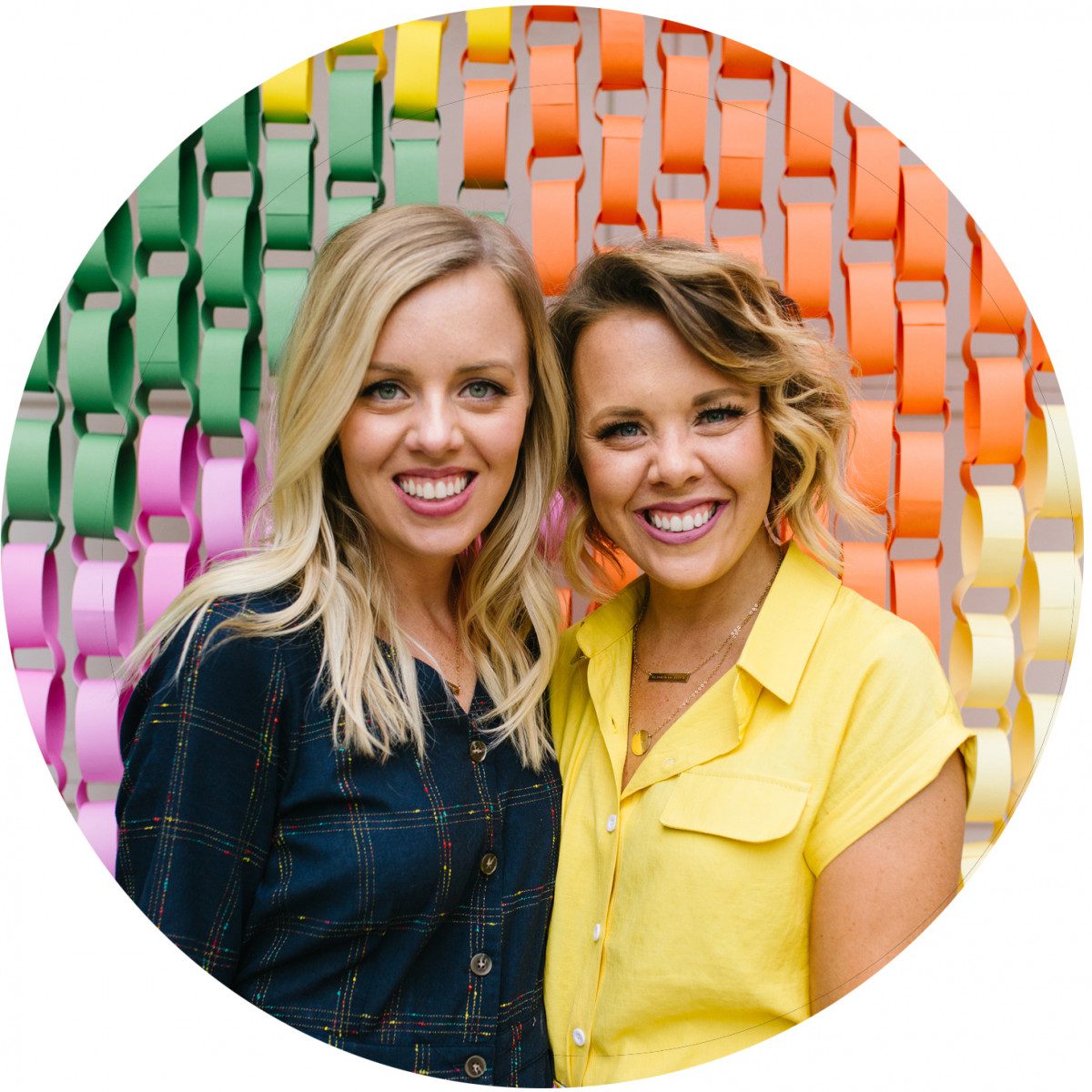 DIY Paper Chain Rainbow Wall Hanging | The Pretty Life Girls