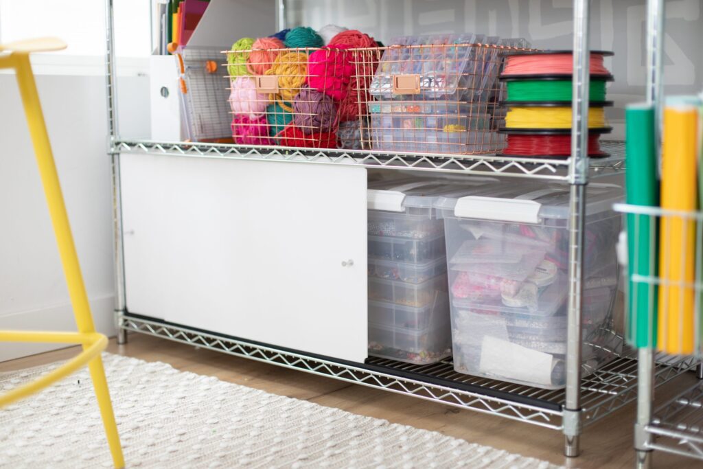 5 Creative Small Space Craft Storage and Decor Ideas | The Pretty Life ...