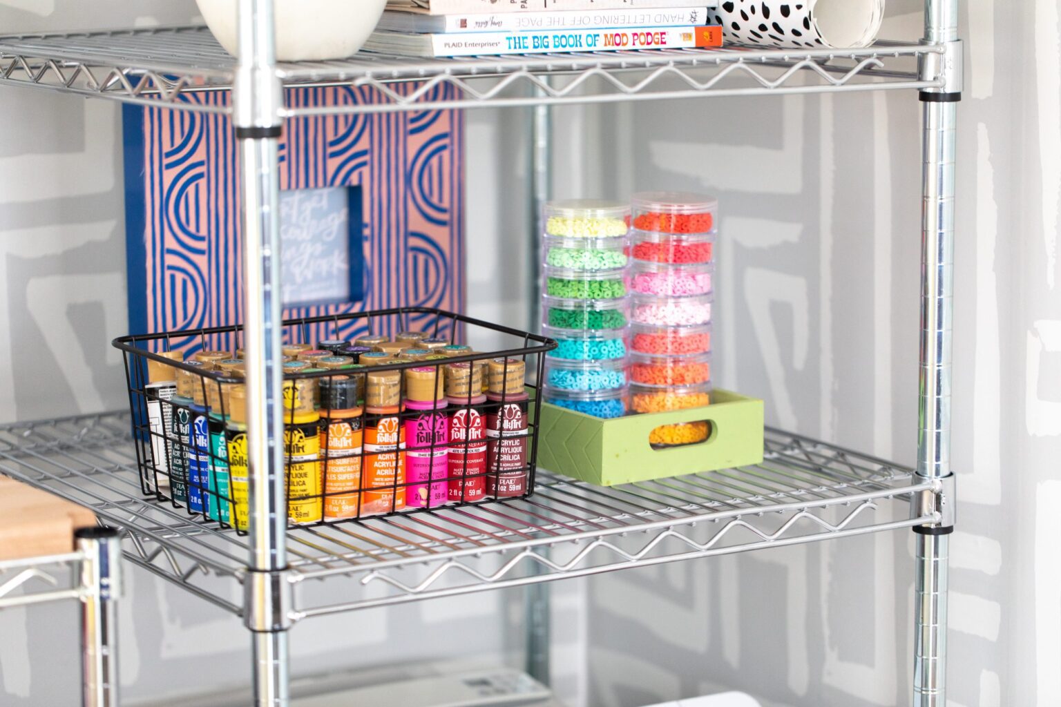 5 Creative Small Space Craft Storage and Decor Ideas | The Pretty Life ...