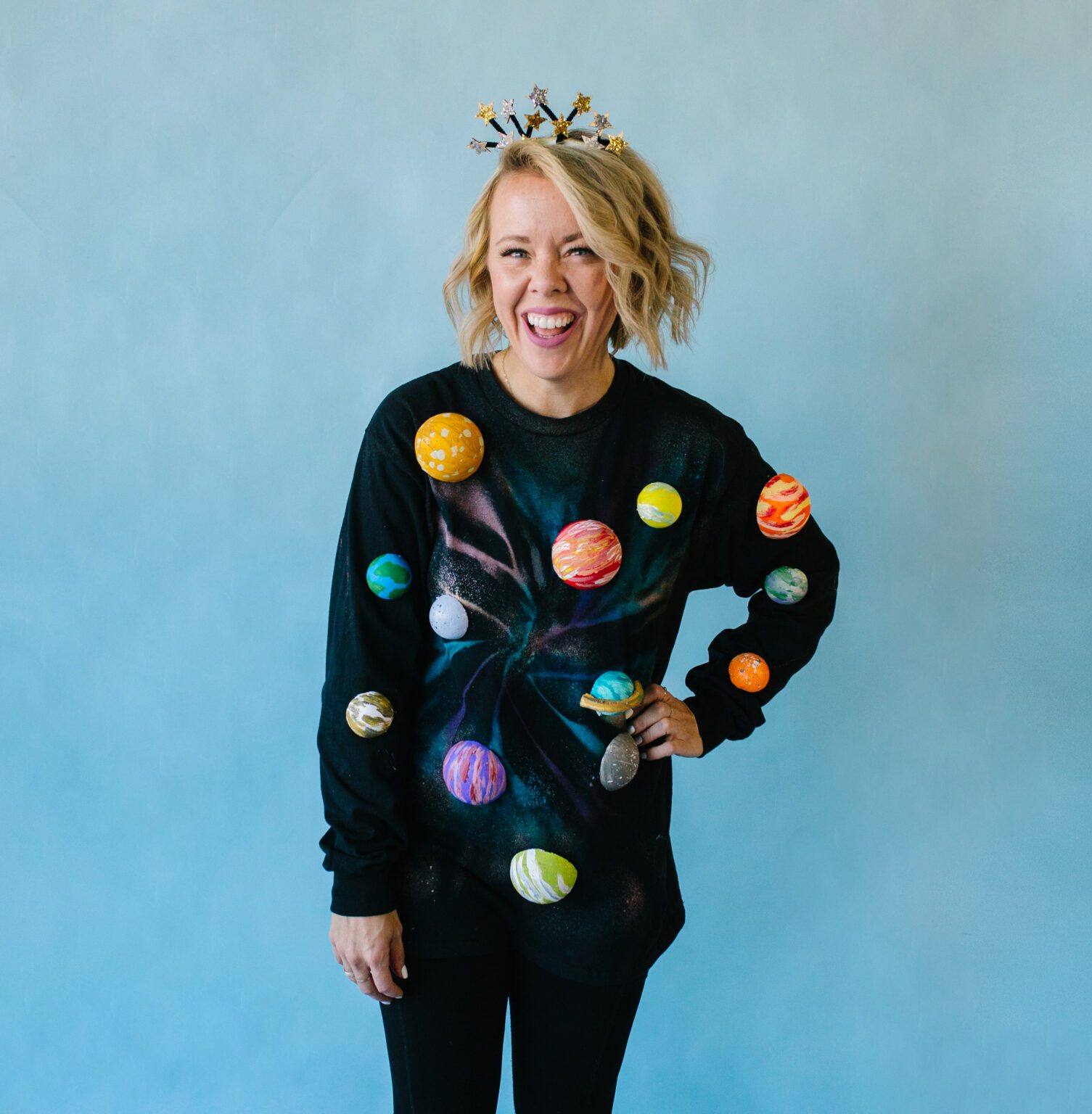 DIY Solar System Costume for Halloween | The Pretty Life Girls