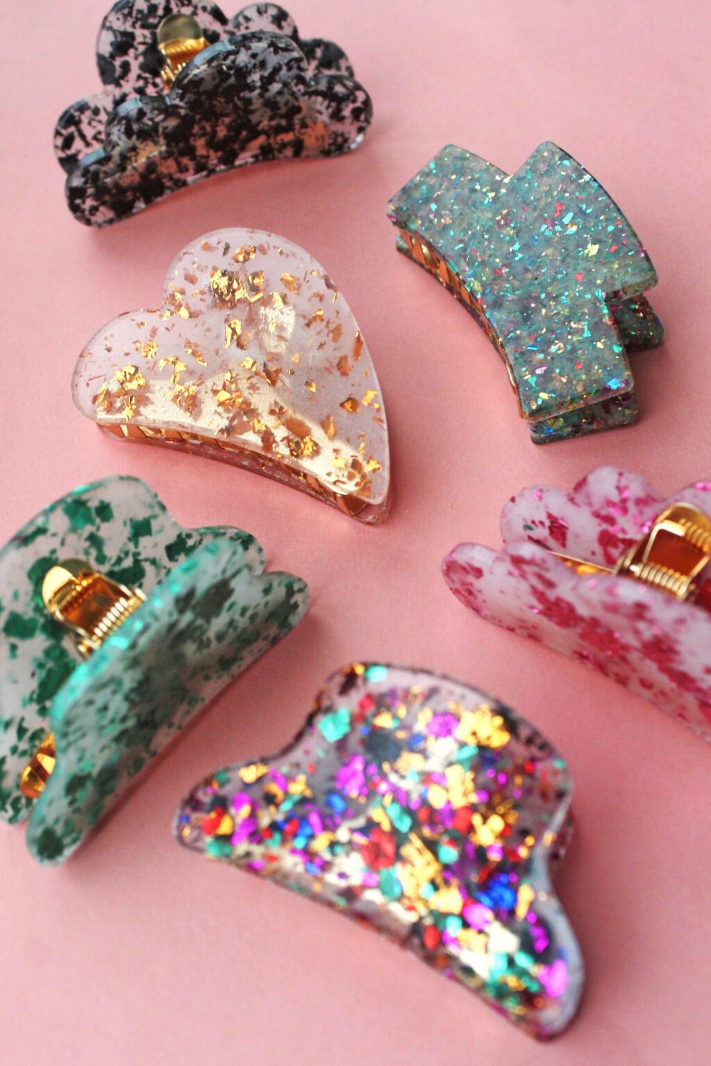 How to make Hair Clips with Resin Tutorial | The Pretty Life Girls
