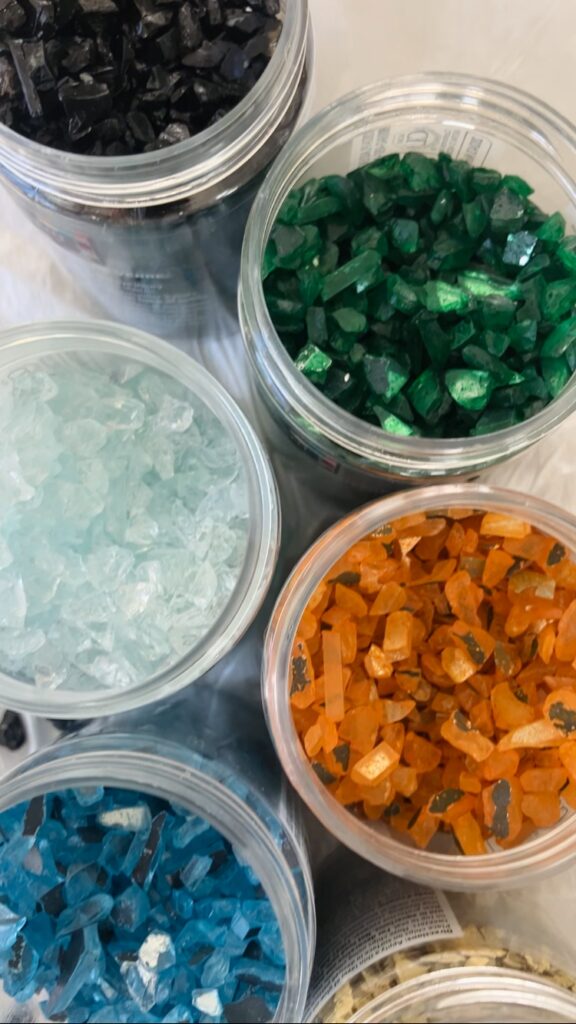 DIY Resin Pens with Shaker Top | The Pretty Life Girls